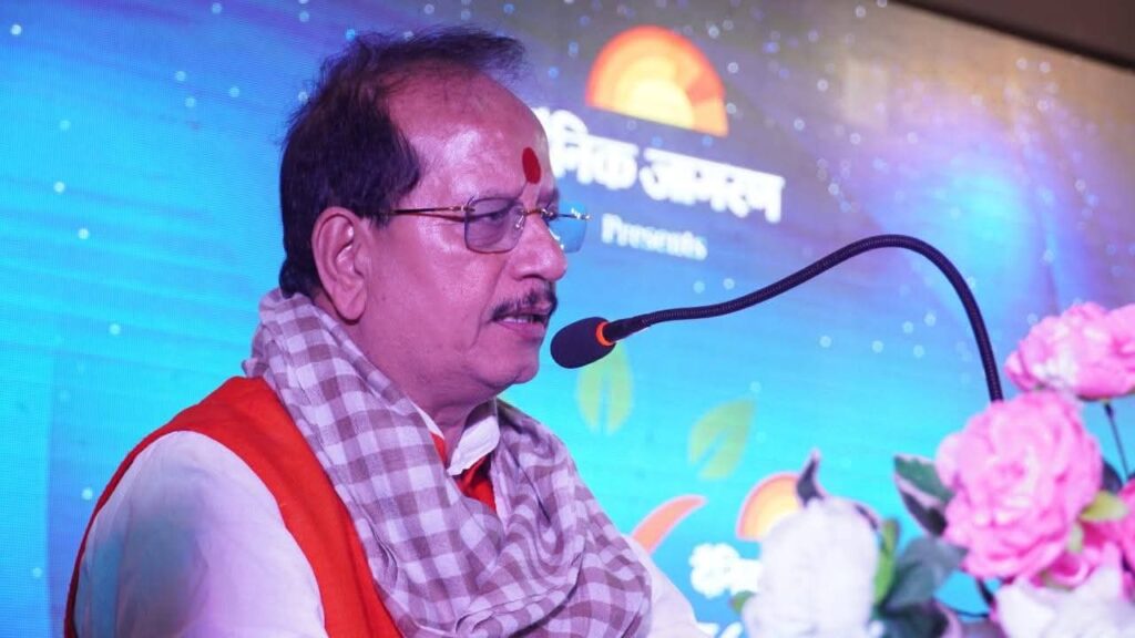 SIS founder R K Sinha: Inspiring journey from a trainee journalist to a ...
